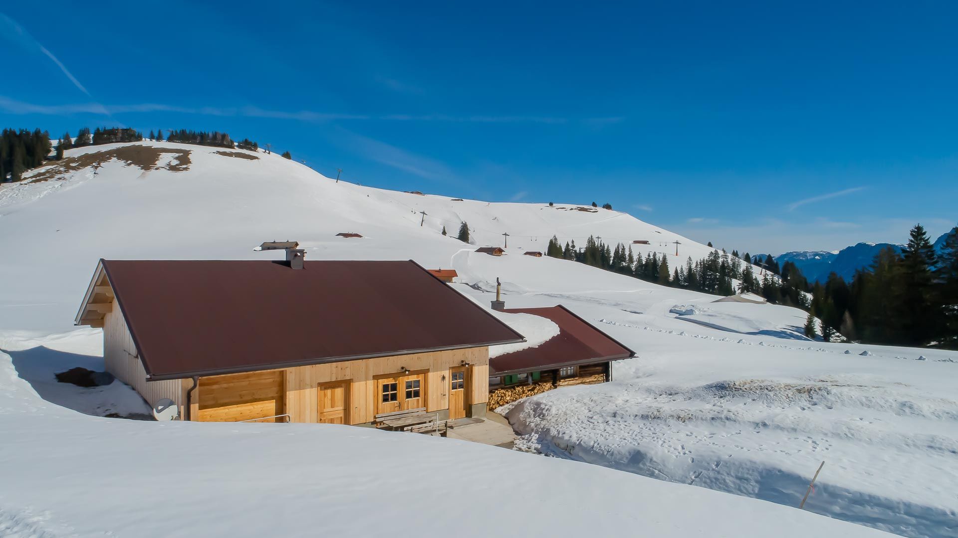 Hüttenurlaub mitten im Ski- und Wandergebiet der Loferer Alm